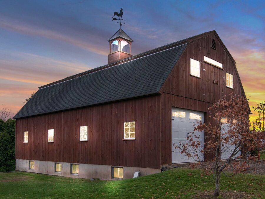 One Story Barns 24′ Even Pitch and 26′ Gambrel Tour - Country Carpenters